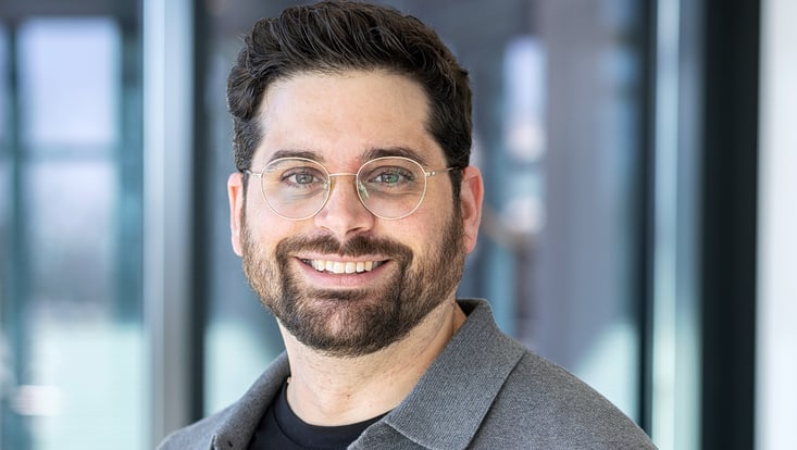 Gaetano Rago Presents the Hub for Crossdisciplinary Learning : Newsroom : University of Hamburg